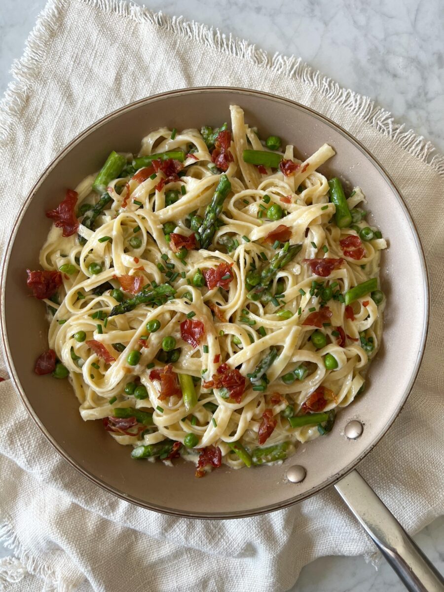 Spring Pasta - Fettuccine Alfredo with Peas, Asparagus & Crispy ...